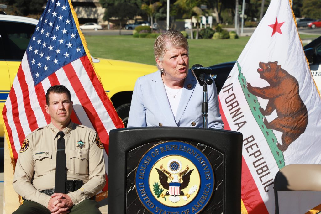 Brownley Presents $963,000 to the County of Ventura for Regional Public ...